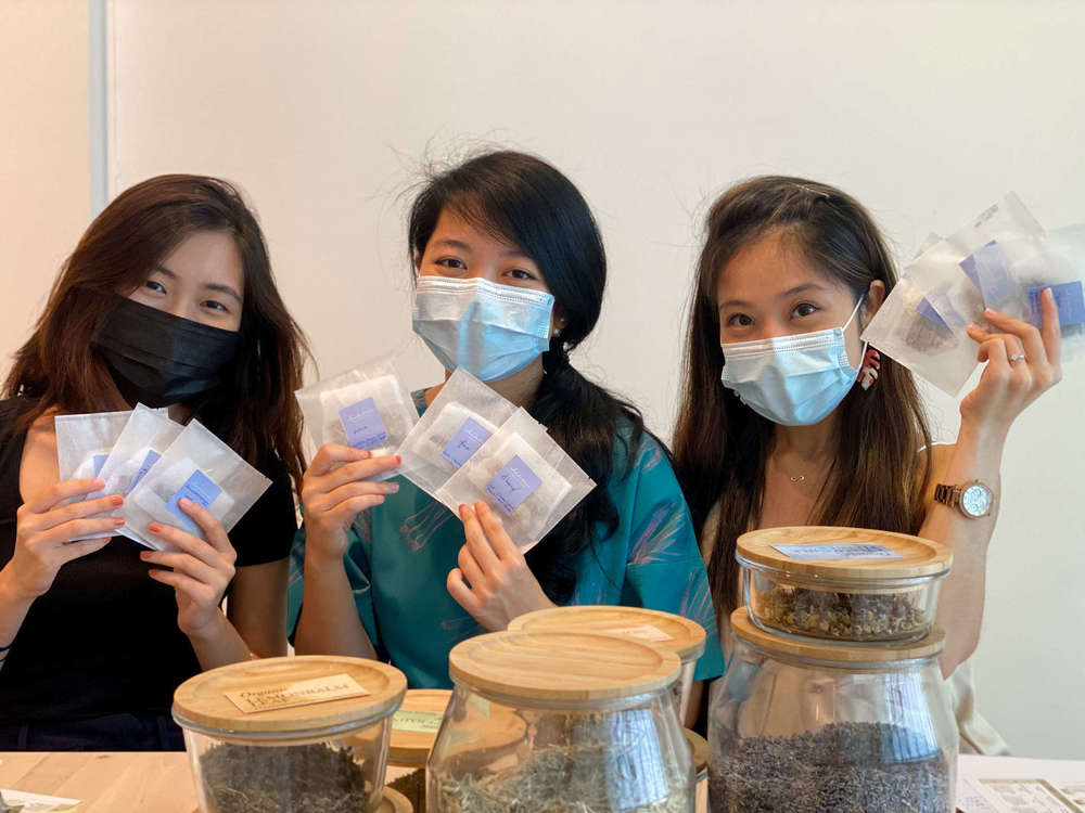 Japanese Original Herbal Tea Blending | Culturally - Book a Cultural ...